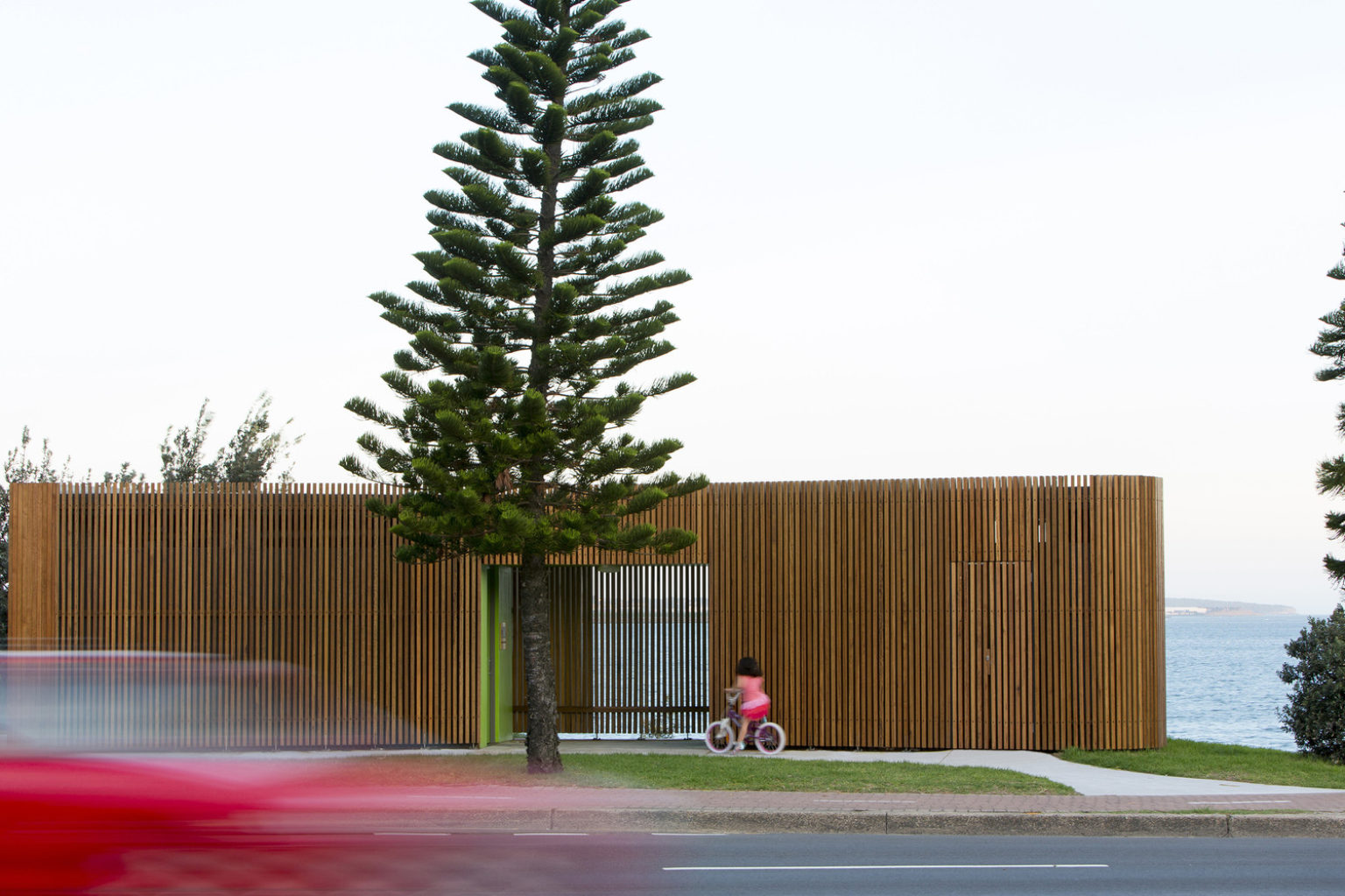 10 Projects That Incorporate Recycled and Recyclable Materials in ...