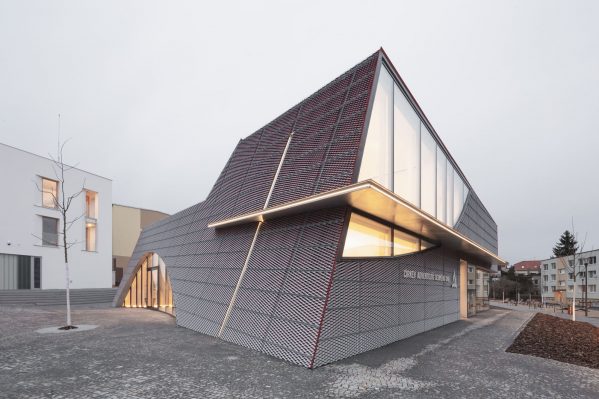 Sedlčany Community Centre | A8000 - Arch2O.com
