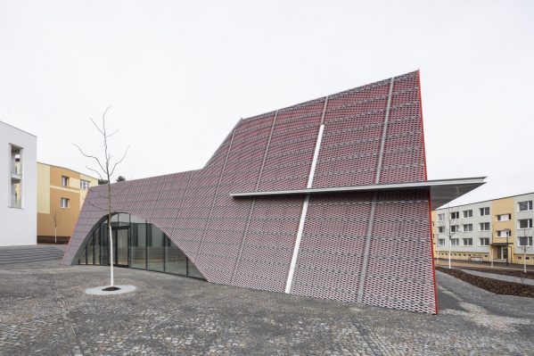 Sedlčany Community Centre | A8000 – Arch2O.com