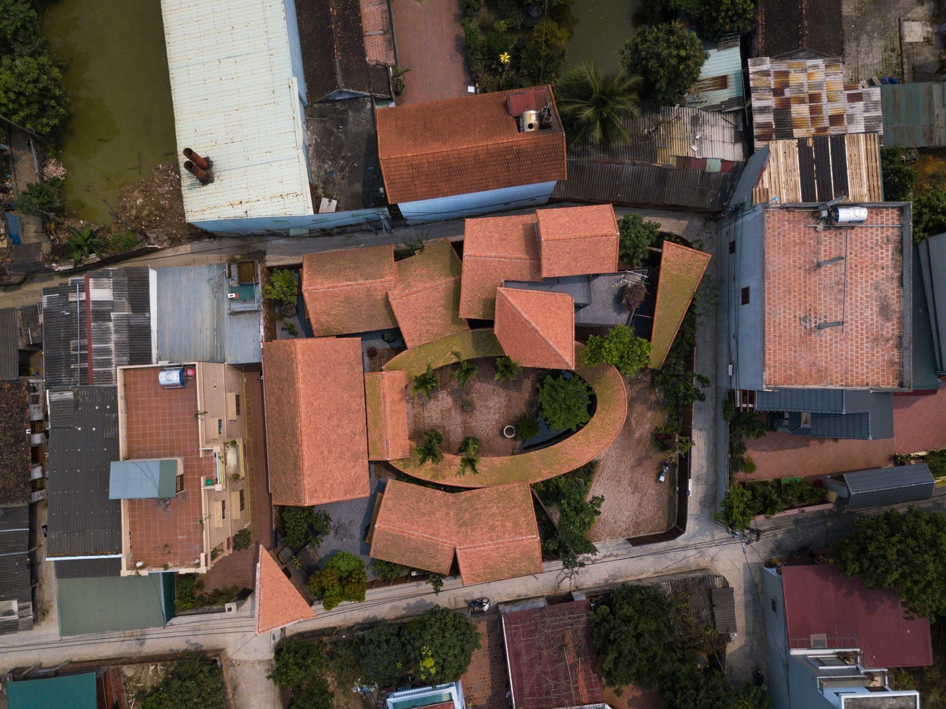 Bac Hong House | LAB Concept – Arch2O.com