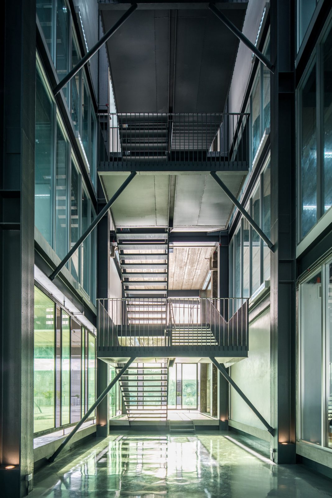 Flagship Building | Geodesic Design - Arch2O.com