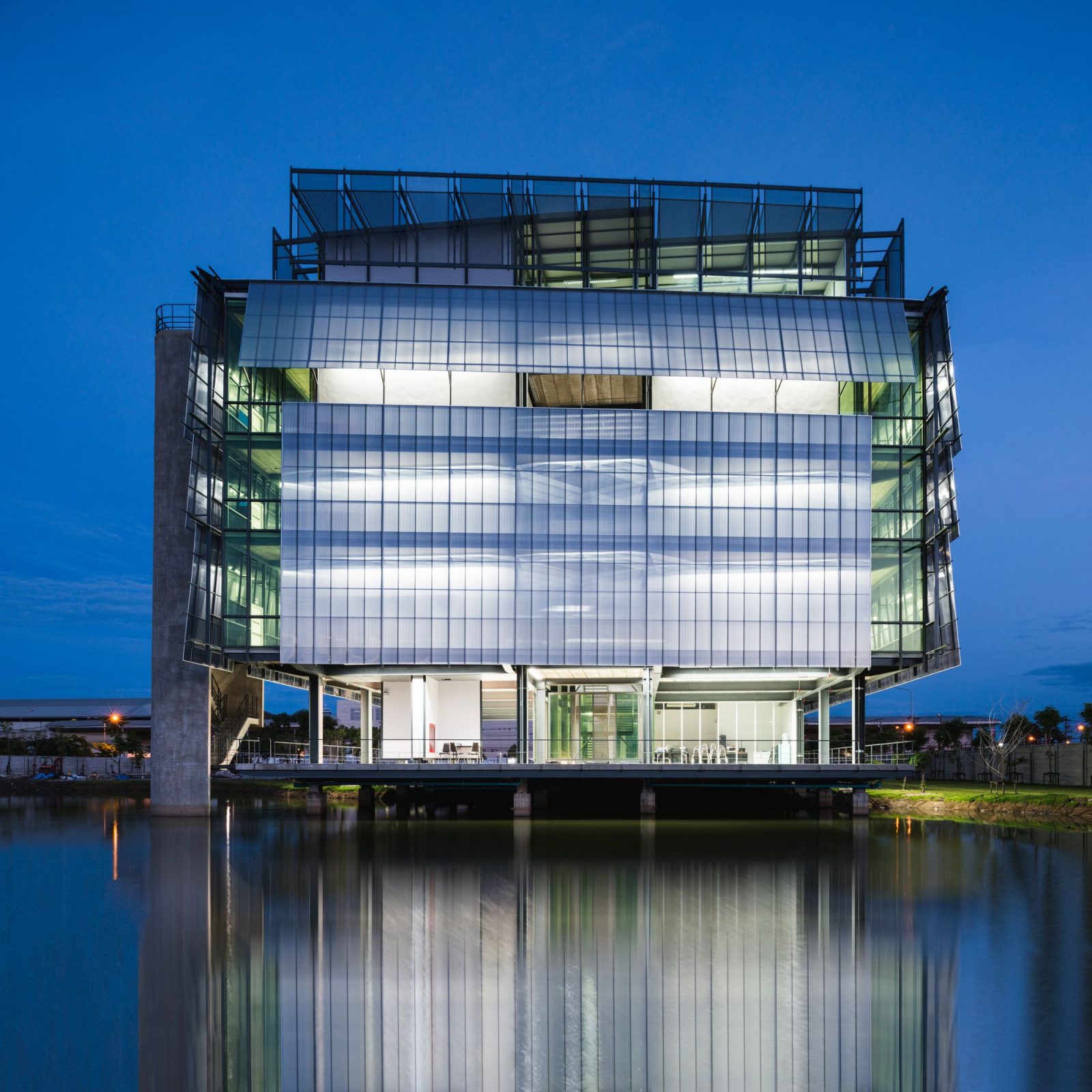 Flagship Building | Geodesic Design – Arch2O.com
