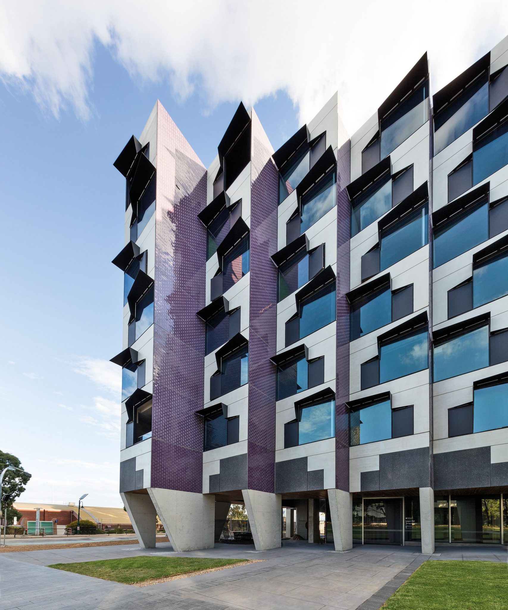 Monash University Logan Hall | McBride Charles Ryan - Arch2O.com