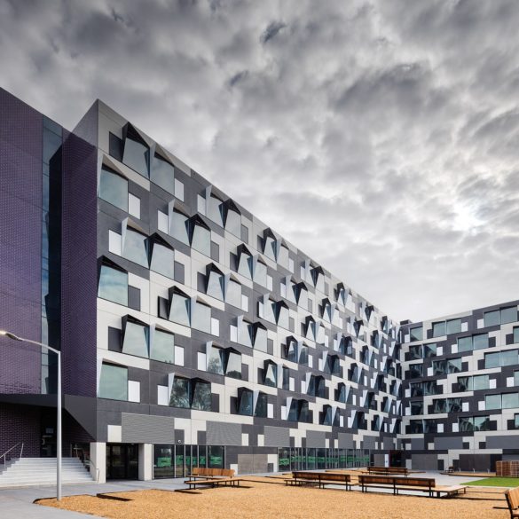 Monash University Logan Hall | McBride Charles Ryan - Arch2O.com