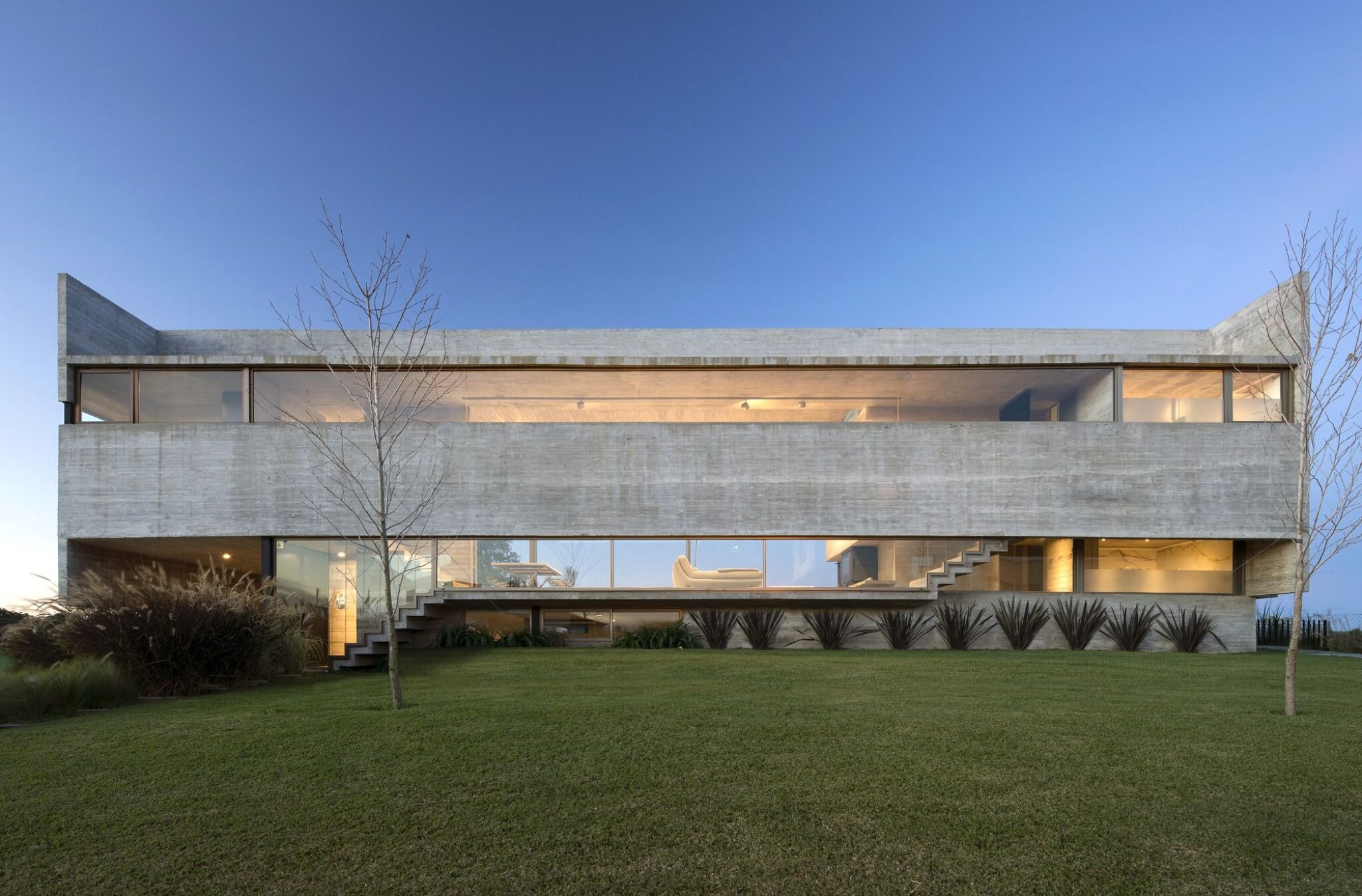 Escobar House | Luciano Kruk – Arch2O.com