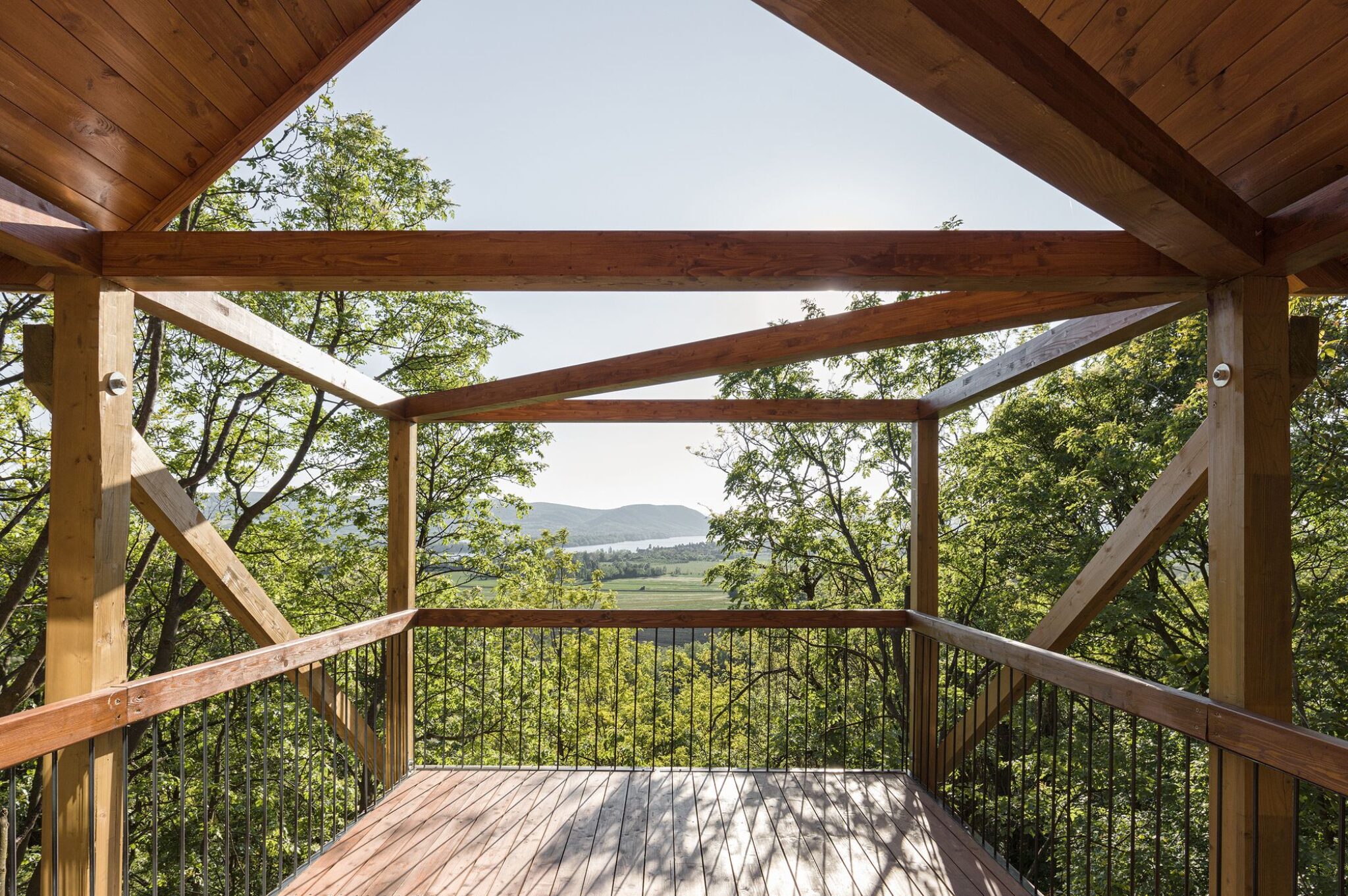 House on 12 Legs | RJZS Architects - Arch2O.com