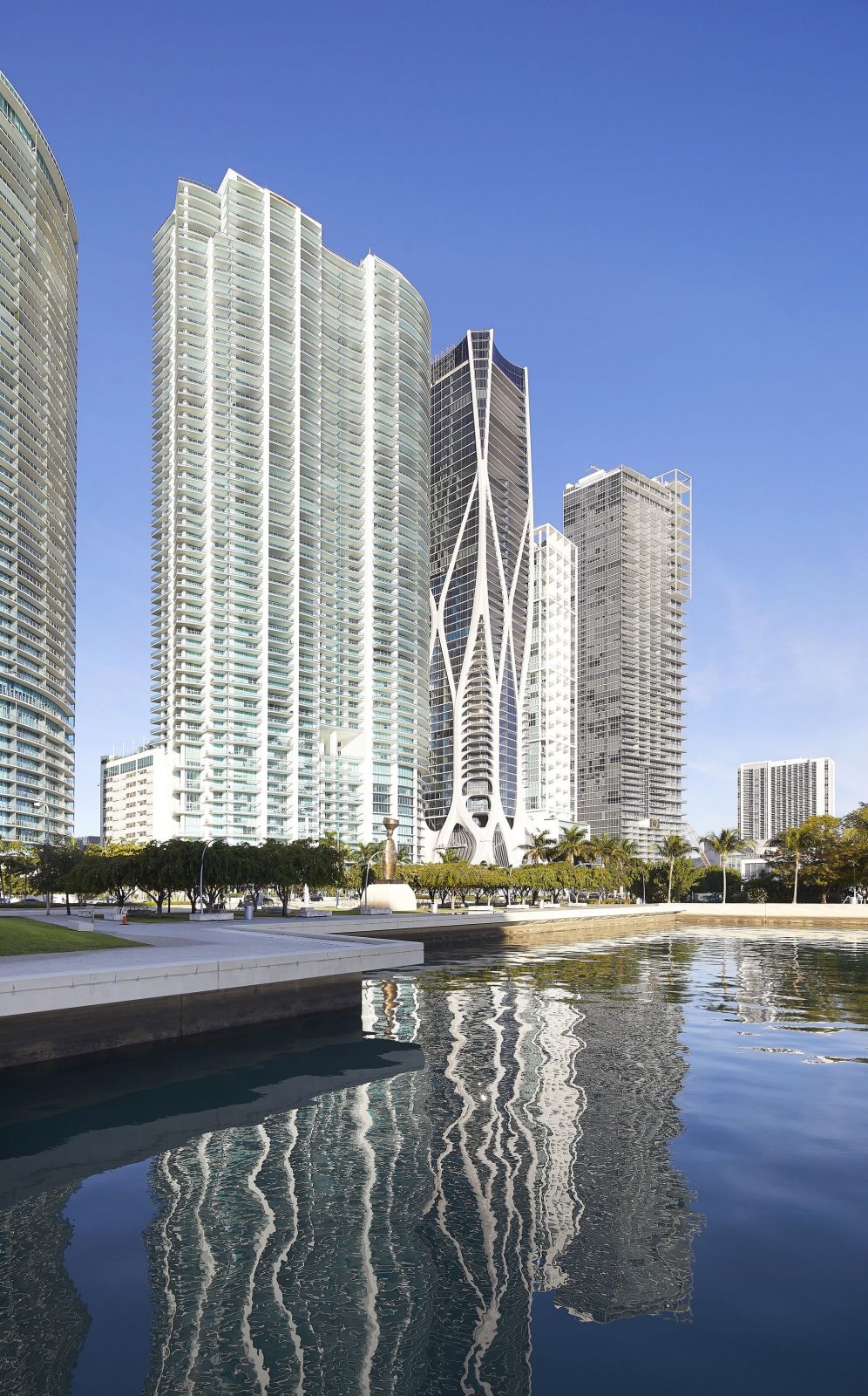 One Thousand Museum Residential Tower | Zaha Hadid Arch2O