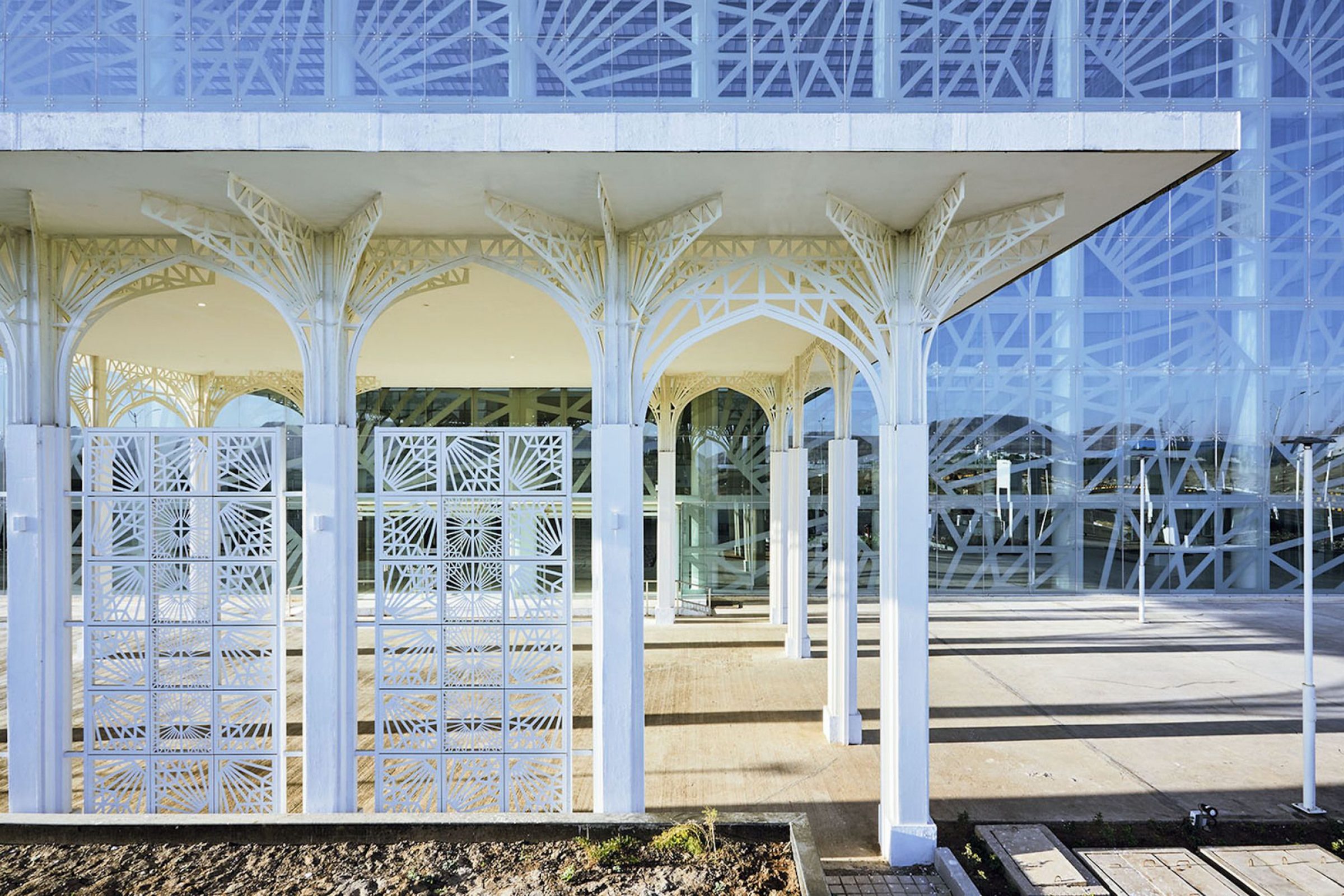 Auric Hall Office Building | IMK Architects - Arch2O.com