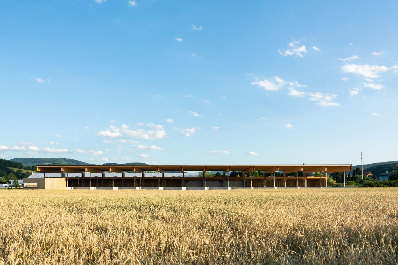 Collection Center for Recyclable Materials | RUHM - Arch2O