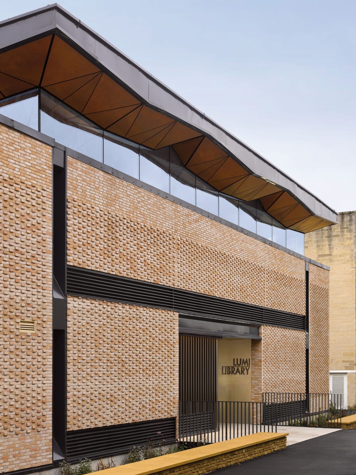 St Mary's Calne Library | Woods Bagot - Arch2O.com