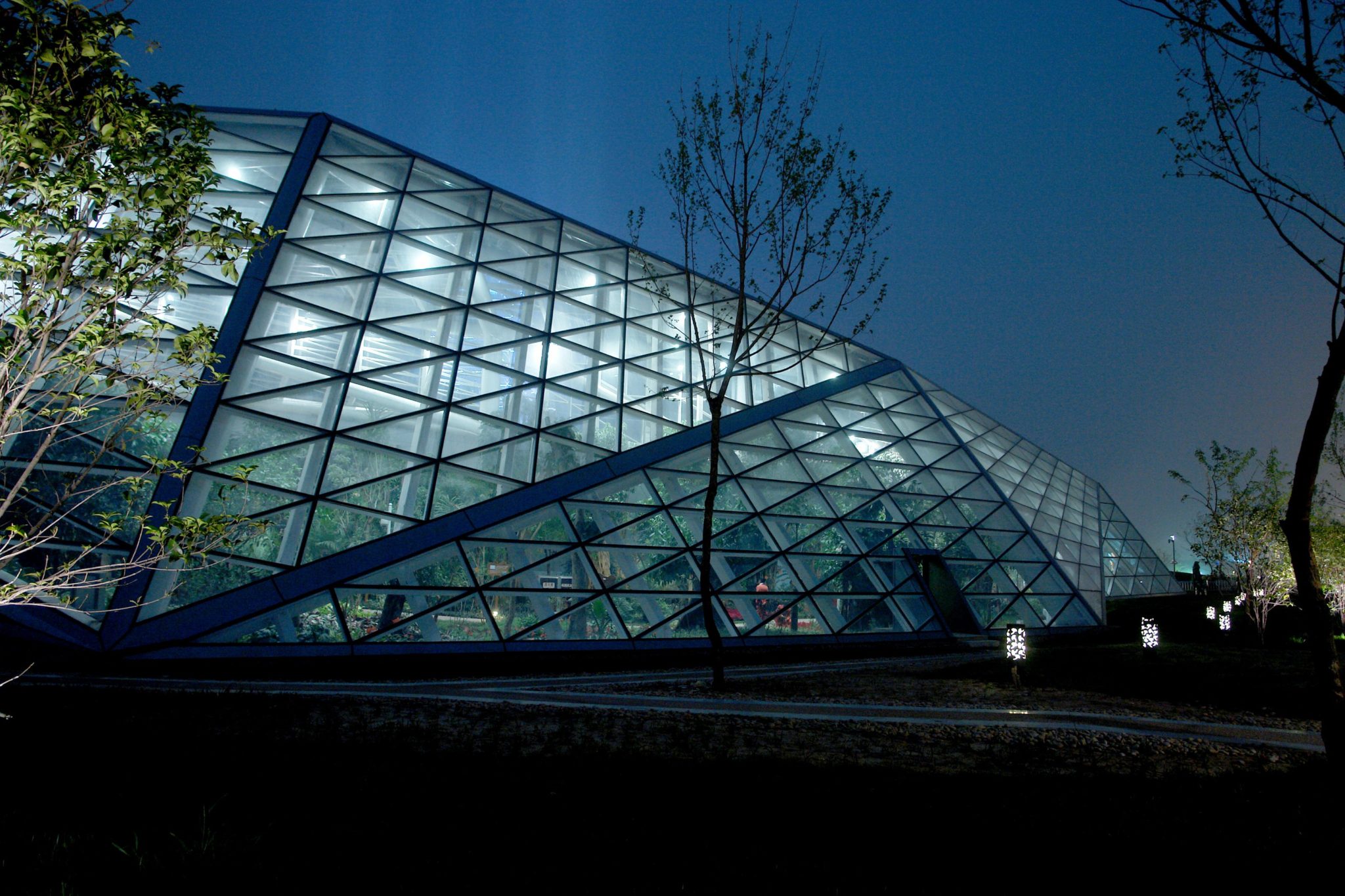 10 Most Inspiring Greenhouse Designs Around the World - Arch2O.com