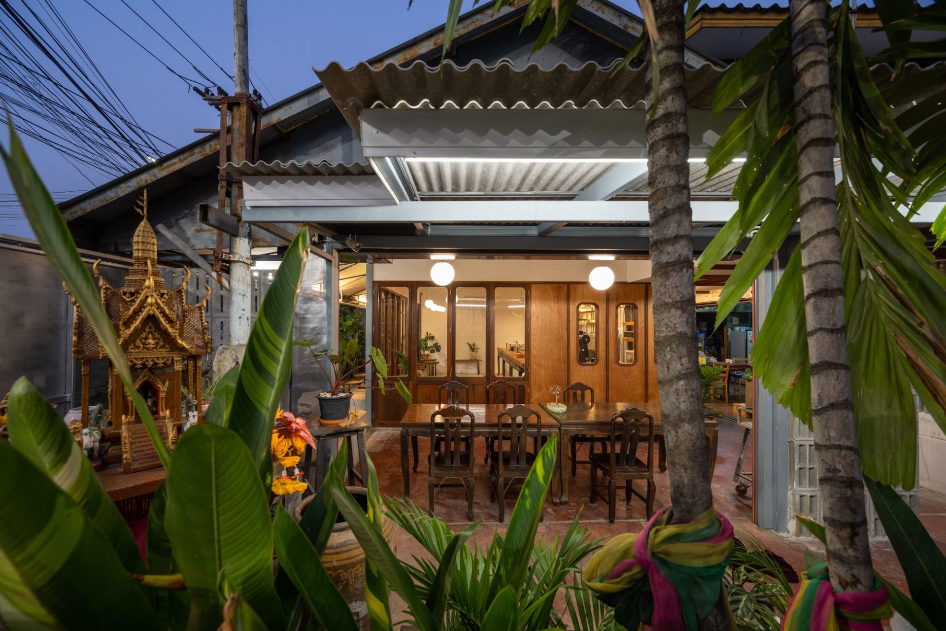 Basic Space Coffee l BodinChapa Architects-Arch2O.com