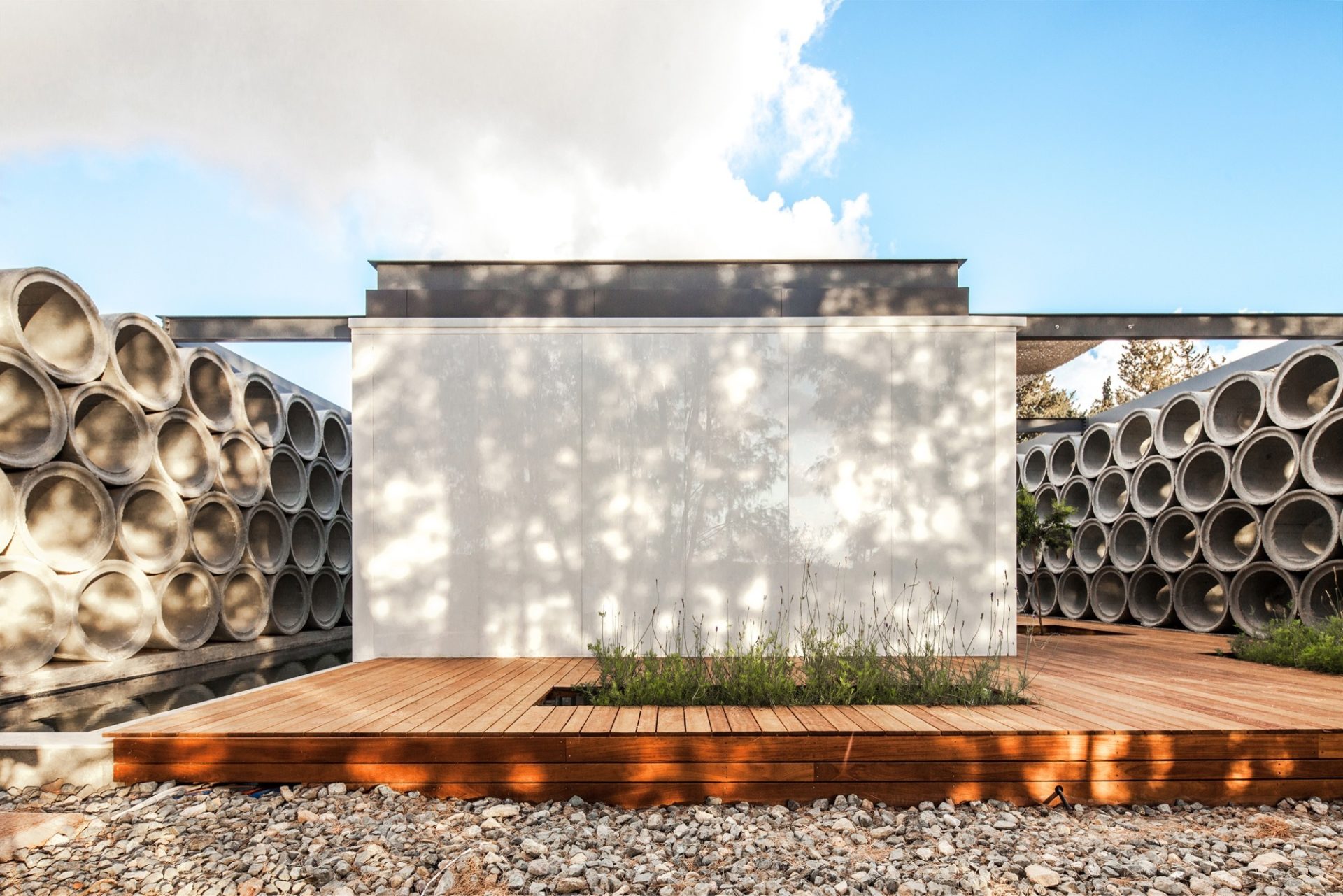 How Recycled Concrete Transformed Pipes Into Buildings? – Arch2O.com