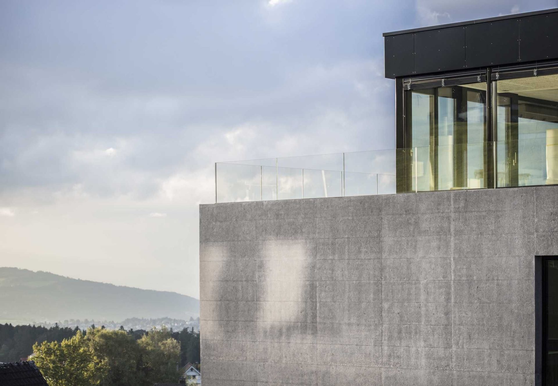 The Advantages of Pigmented Concrete in Architecture-Arch2O