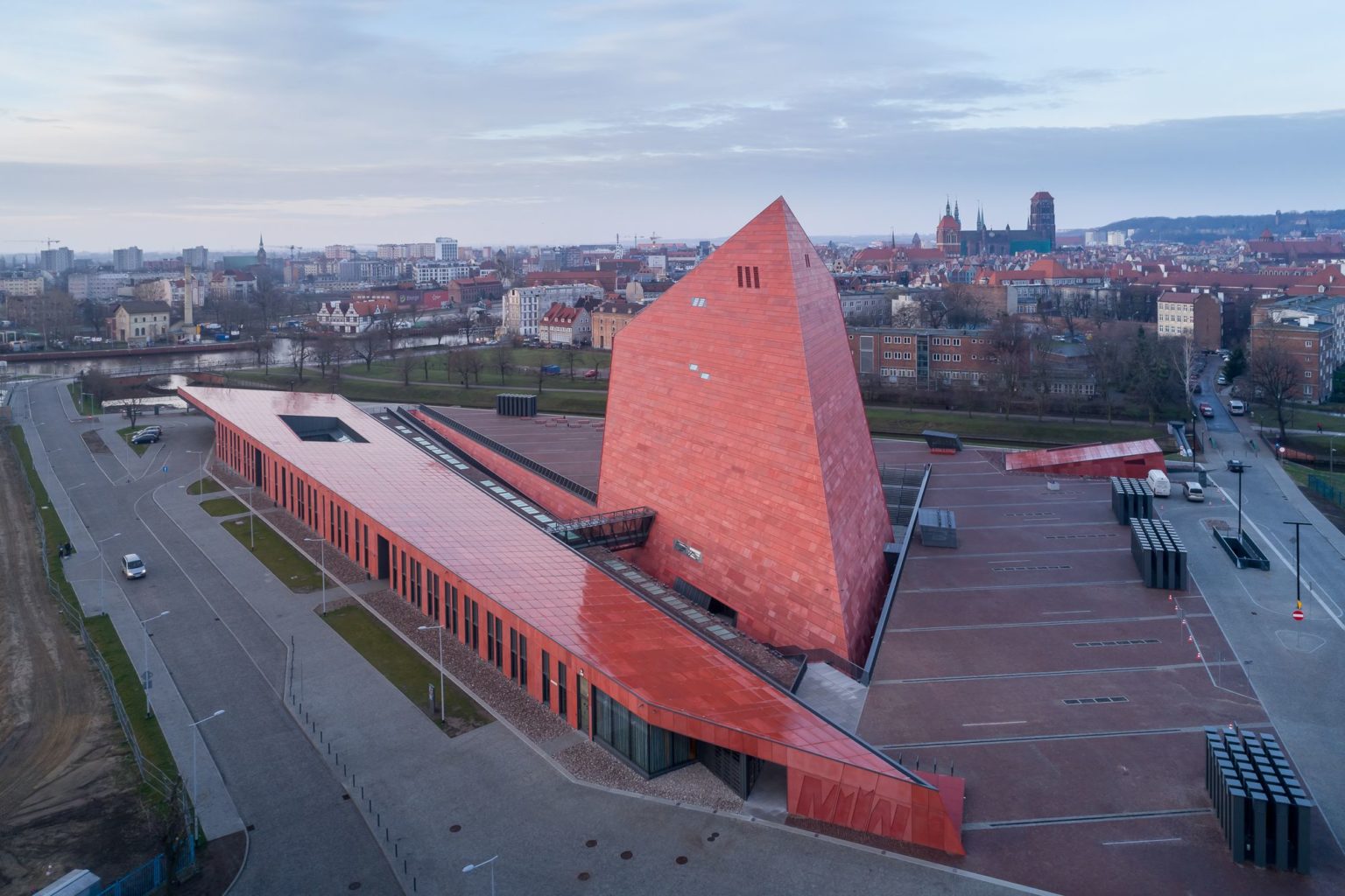 The Advantages of Pigmented Concrete in Architecture-Arch2O