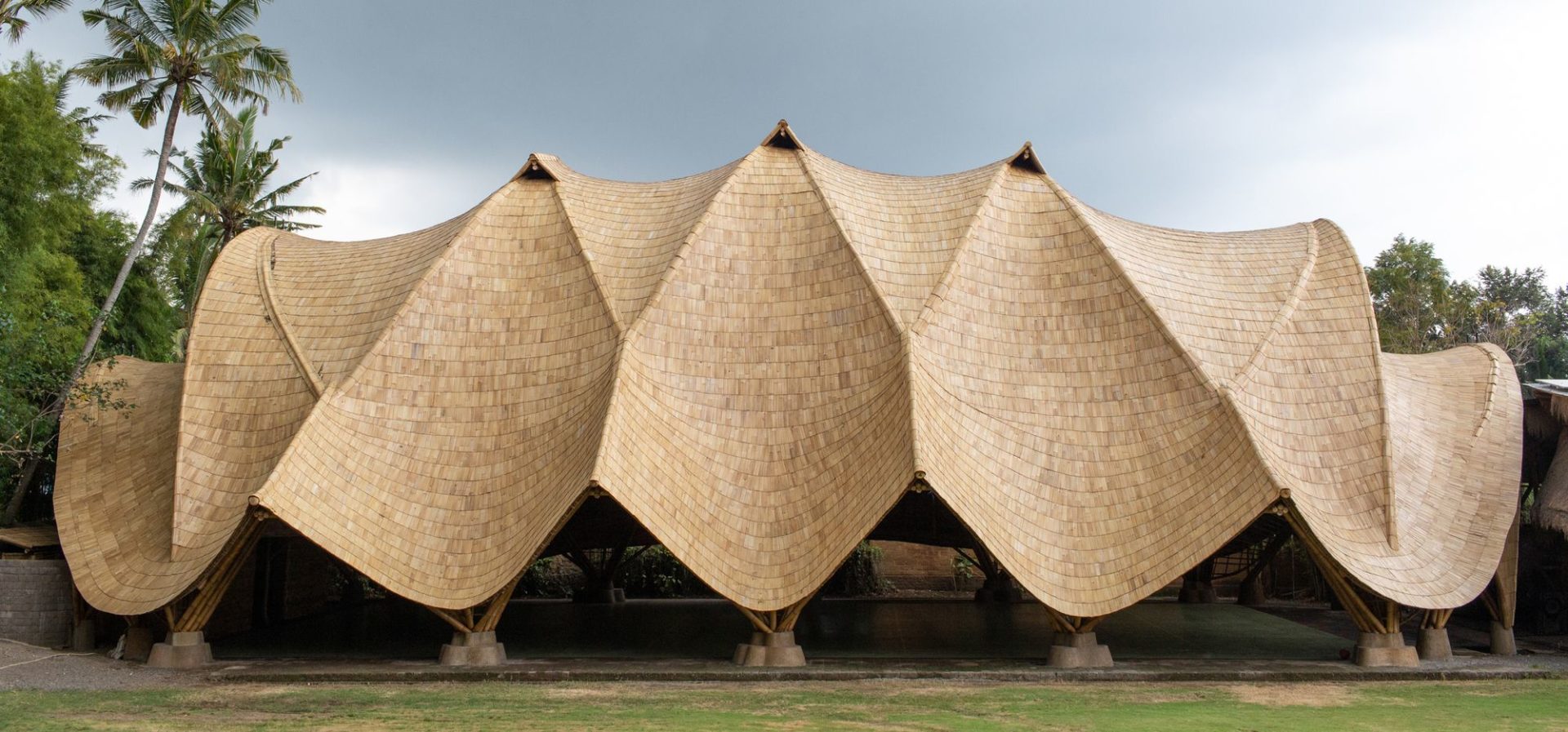 The Arc at Green School l IBUKU-Arch2O.com
