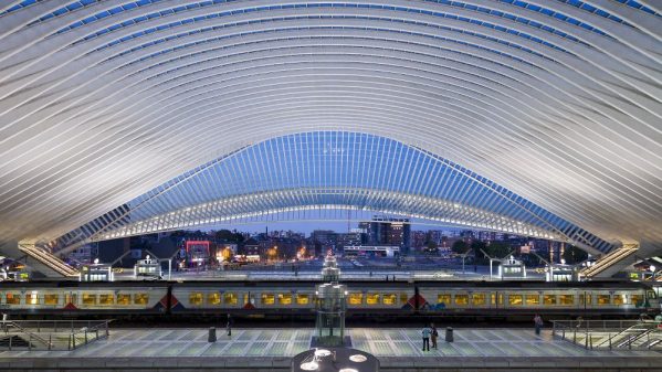 5 Long-Span Structures with Awesome Roofs That Defy Gravity - Arch2O.com