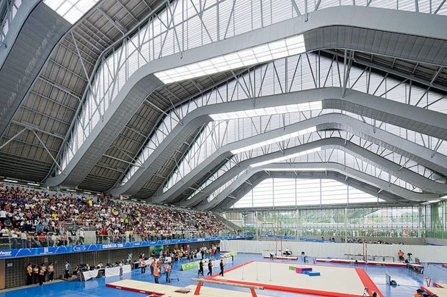 5 Long-Span Structures with Awesome Roofs That Defy Gravity - Arch2O.com