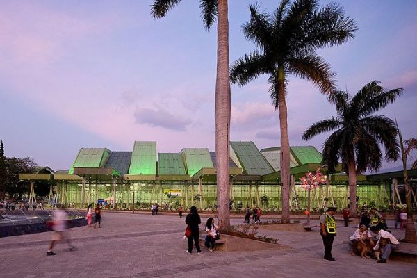 5 Long-Span Structures with Awesome Roofs That Defy Gravity - Arch2O.com