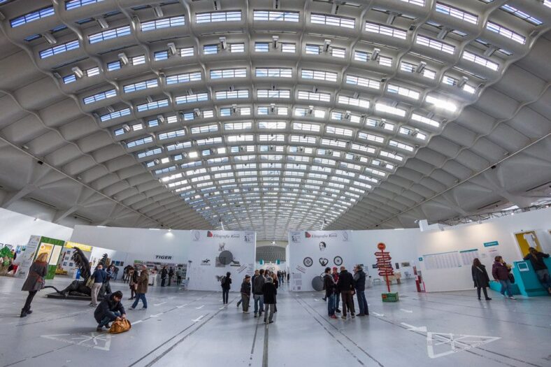 5 Long-Span Structures with Awesome Roofs That Defy Gravity - Arch2O.com