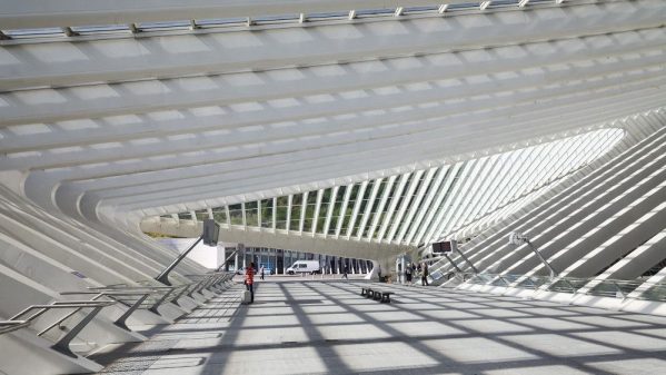 5 Long-Span Structures with Awesome Roofs That Defy Gravity - Arch2O.com