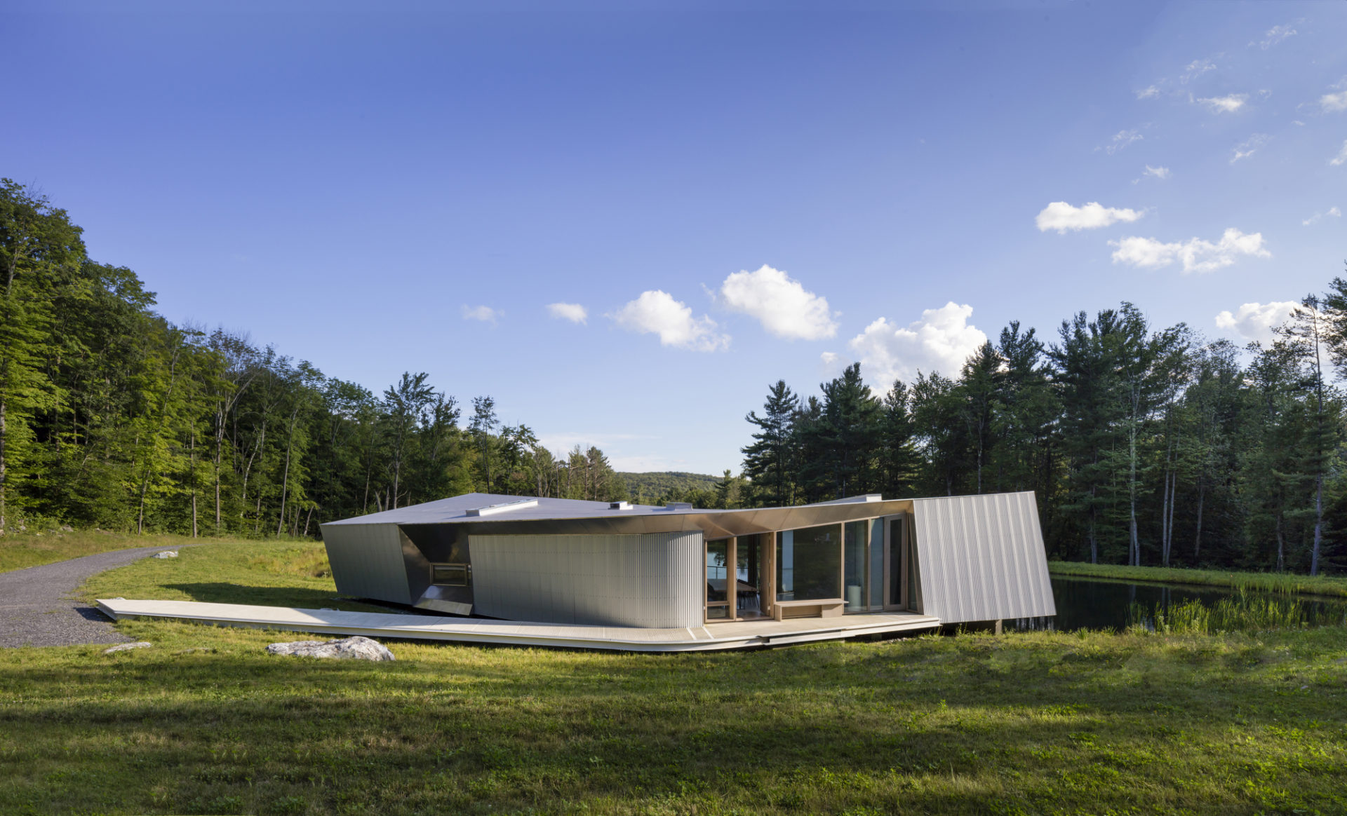Ephemeral Edge | Dean-Wolf Architects - Arch2O.com