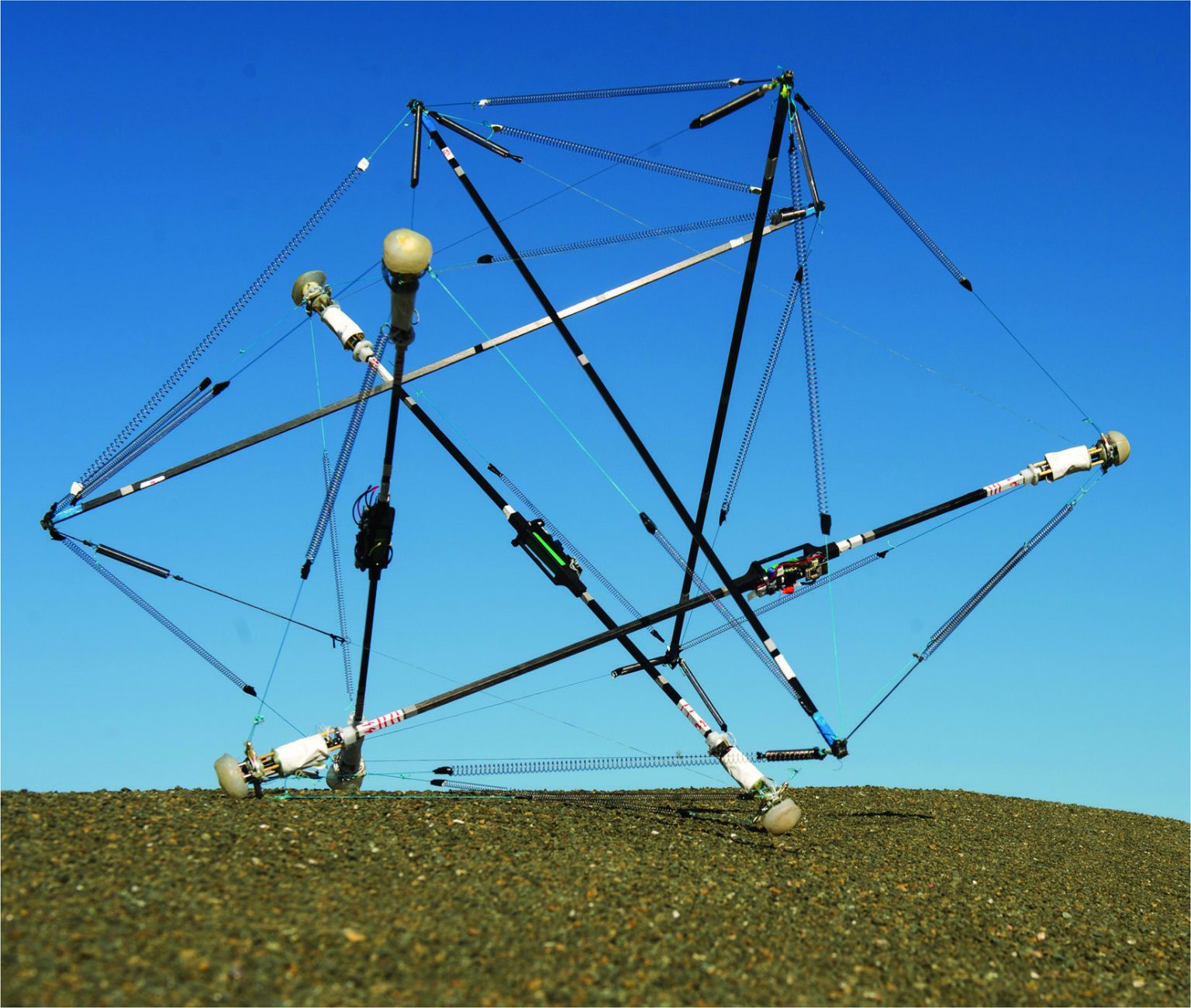 How do Tensegrity Structures Defy Gravity? Explained with 10 Examples ...