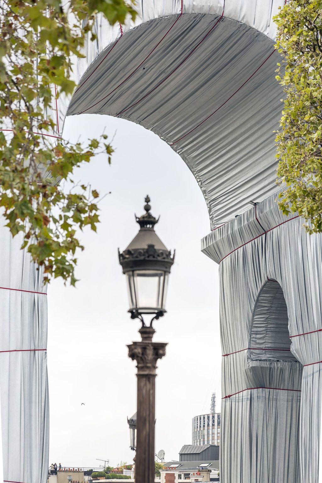 L’Arc de Triomphe Wrapped by Christo and Jeanne-Claude is Open – Arch2O.com