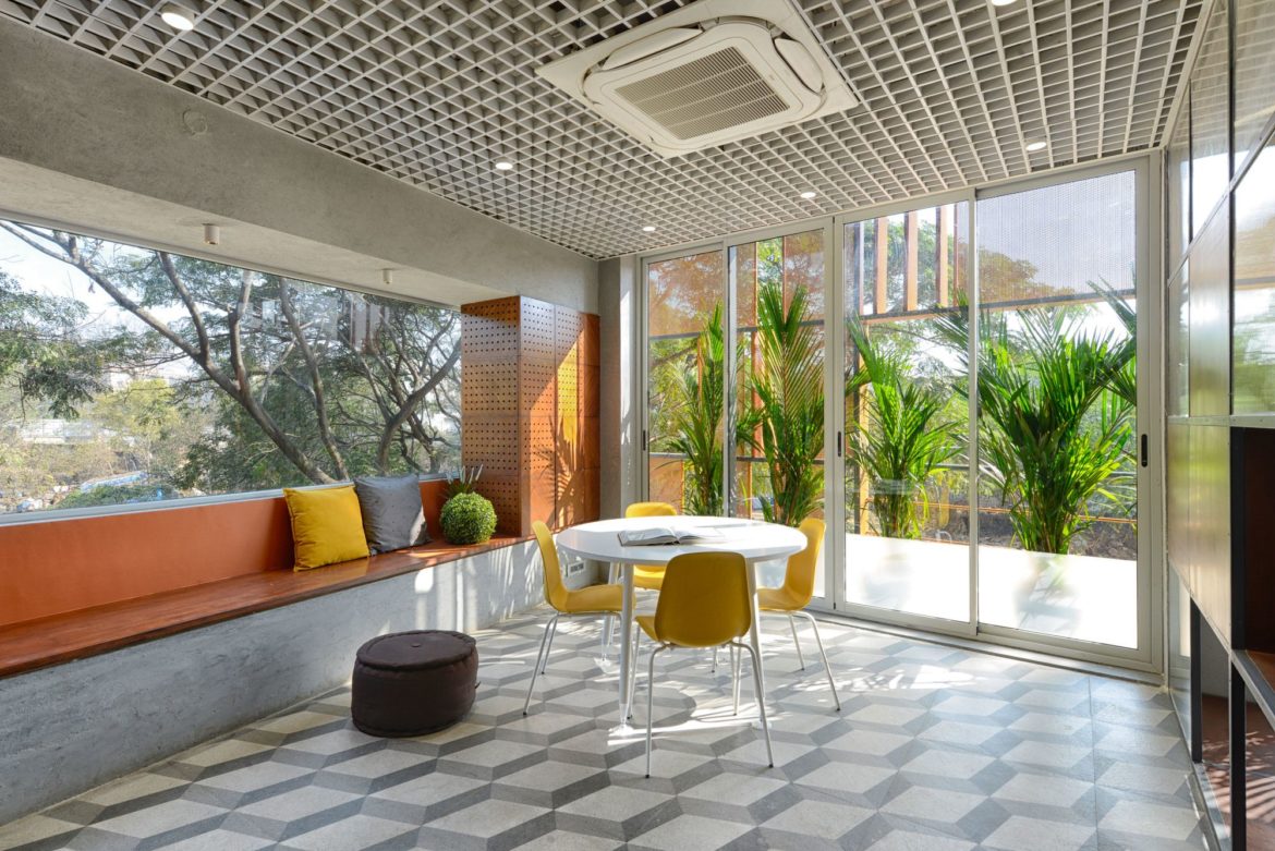 MGB Headquarters | Spacefiction Studio – Arch2O.com