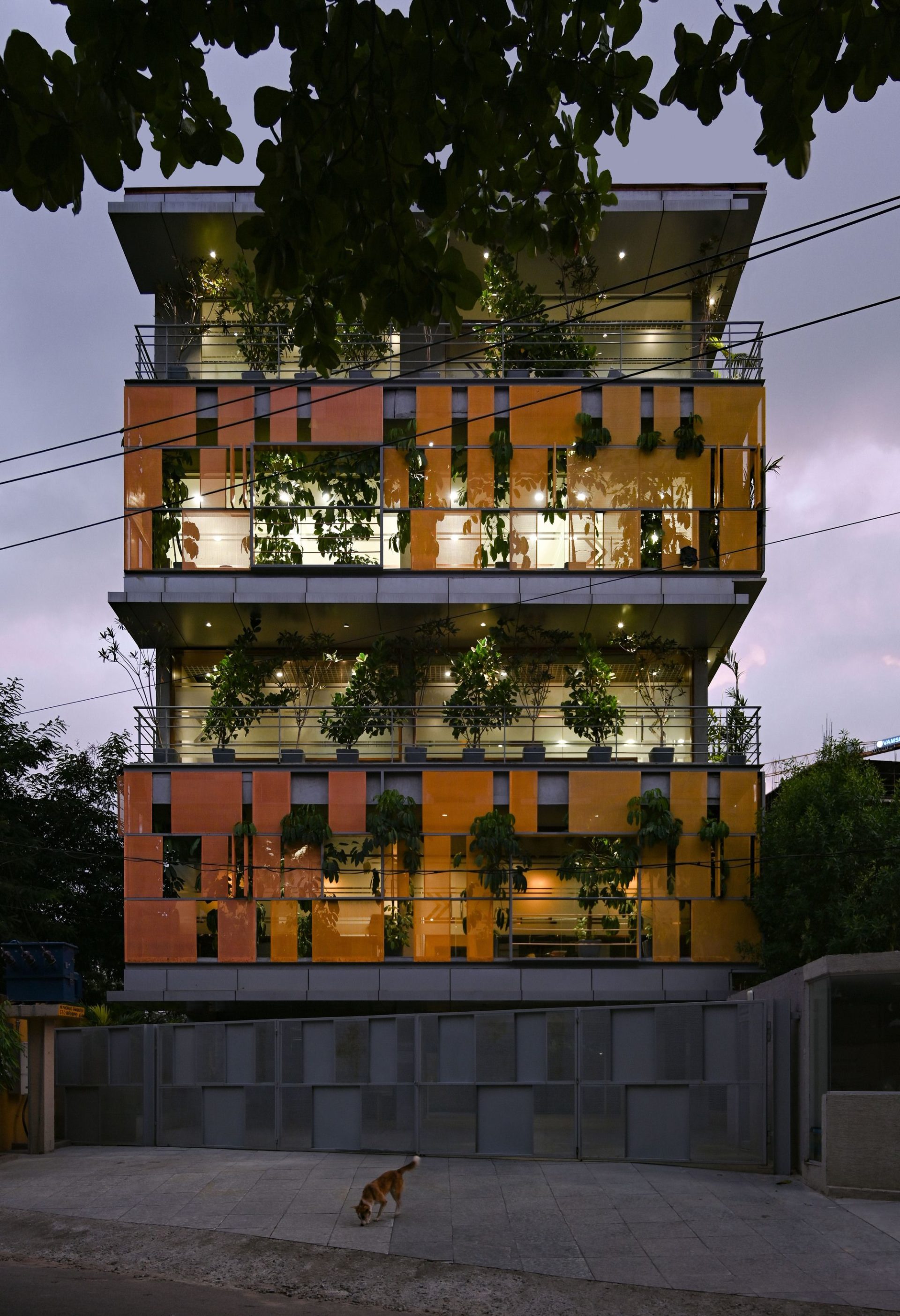 MGB Headquarters | Spacefiction Studio - Arch2O.com