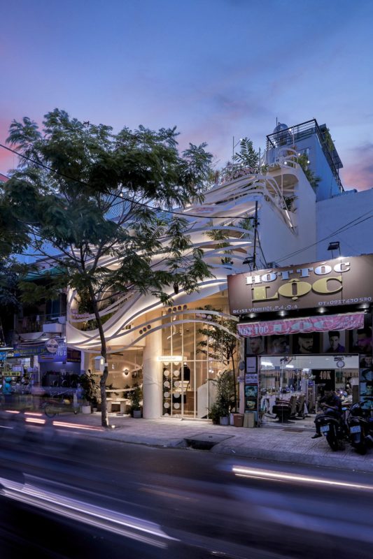 September Cafe | Red5studio + Ben Decor - Arch2O.com