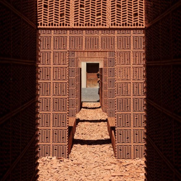 Attractive Temporary Brick Pavilion Explores Domestic Architecture