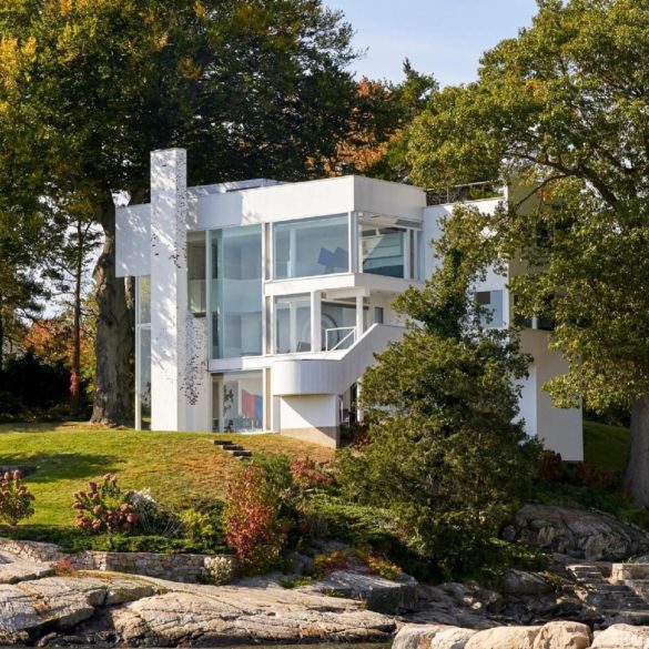 On His Birthday:10 of Richard Meiers' Impressive Buildings