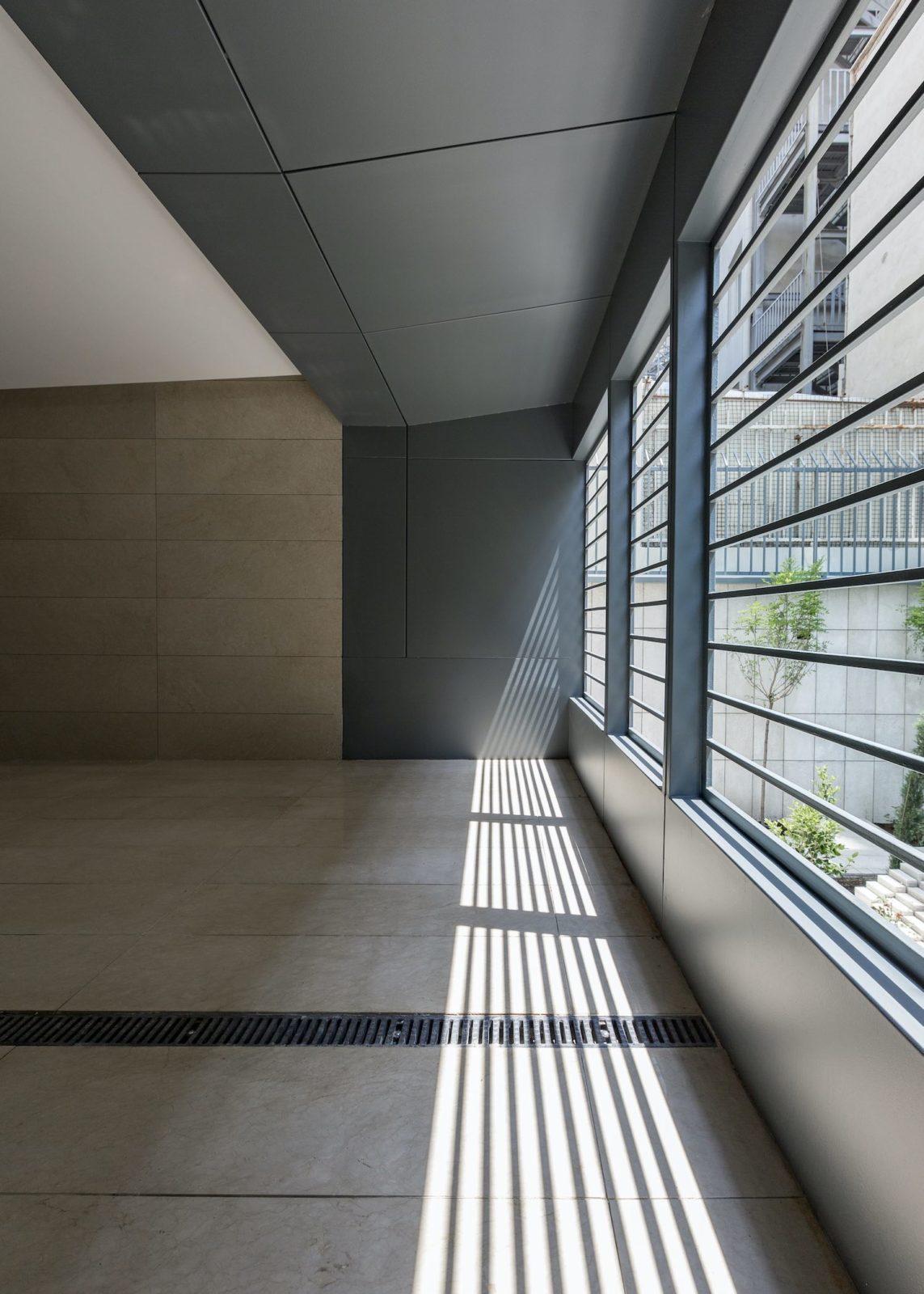 Softstone mid-rise office building | SETUP Architecture Studio