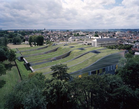How Do Living Roofs Work? Explained in 20 Examples - Arch2O.com