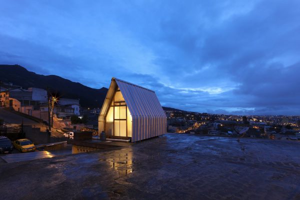 Living in a Box: 15 of the Smallest Houses in the World - Arch2O.com