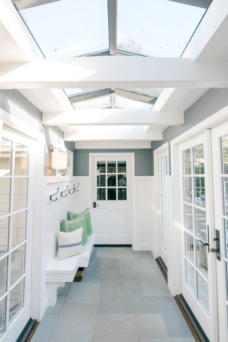 14 Inspiring Mudroom Ideas to Upgrade Your Entryway - Arch2O.com