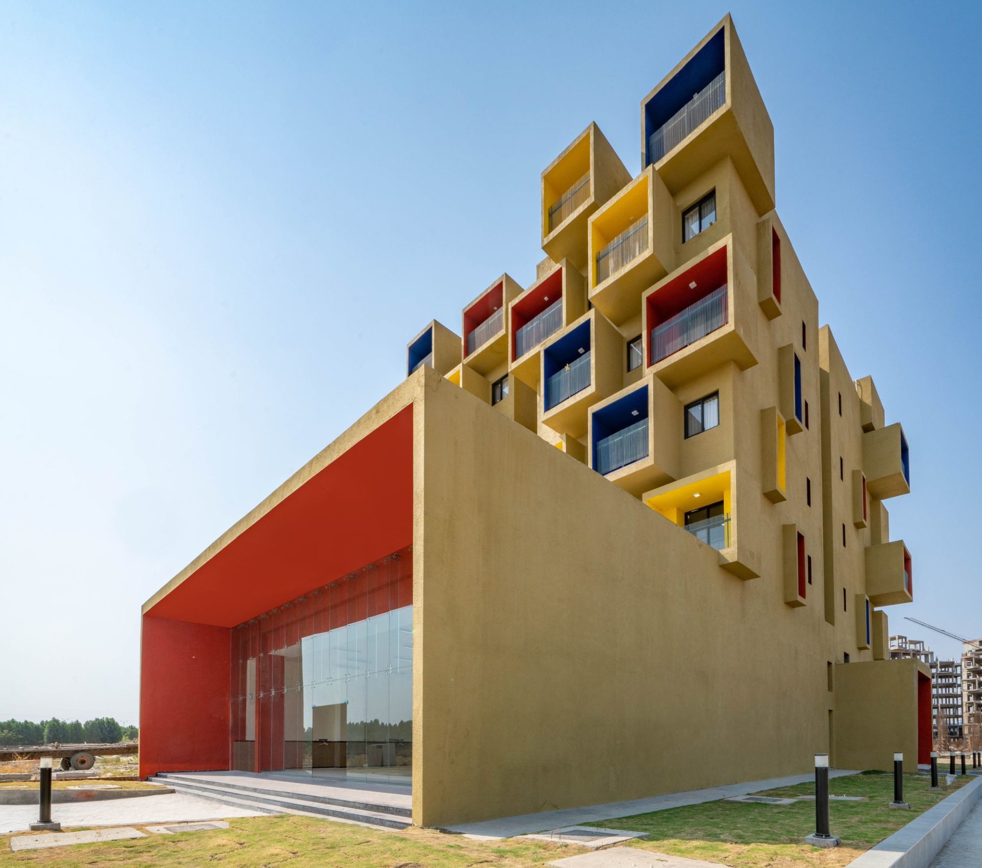 STUDIOS 90 Residential Building | Sanjay Puri Architects - Arch2O.com