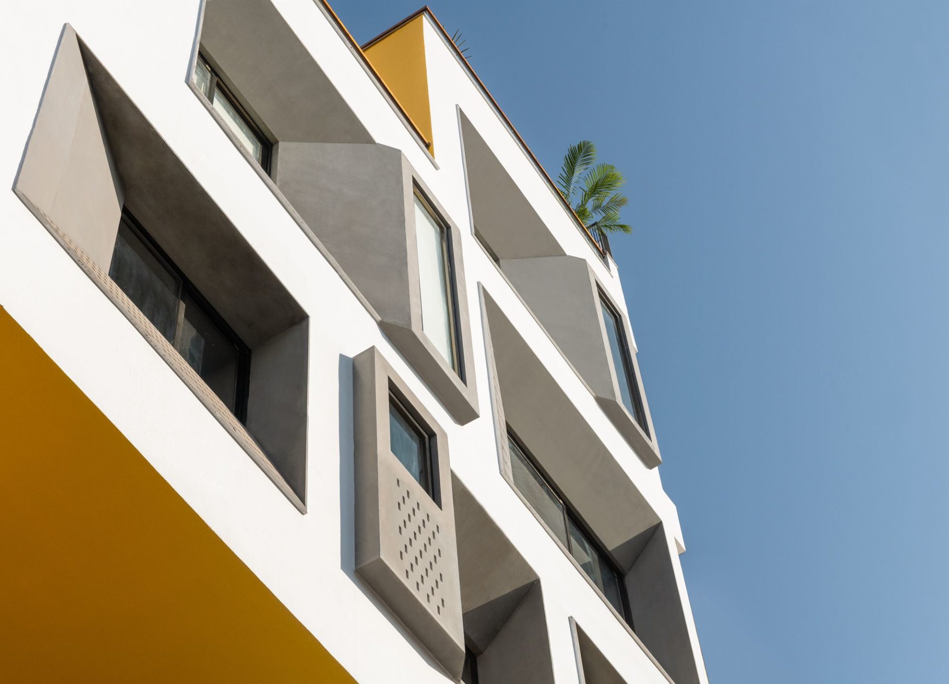 Aatam Hostel House | Sameep Padora & Associates - Arch2O.com