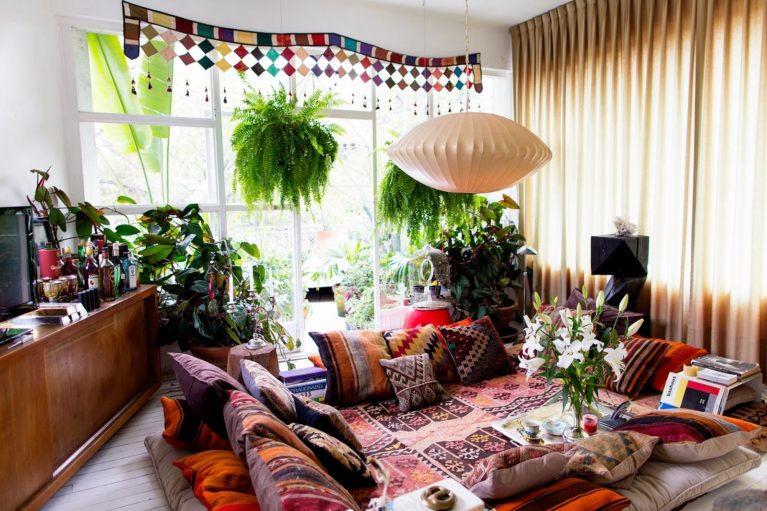 10 Ways to Bring the Carefree Allure of Bohemian Interior Design Into ...