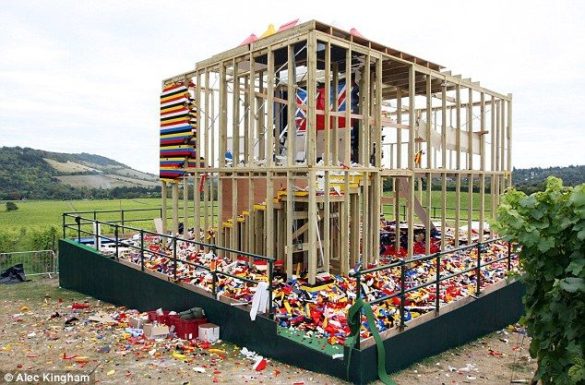 World's first Lego house - Arch2O.com