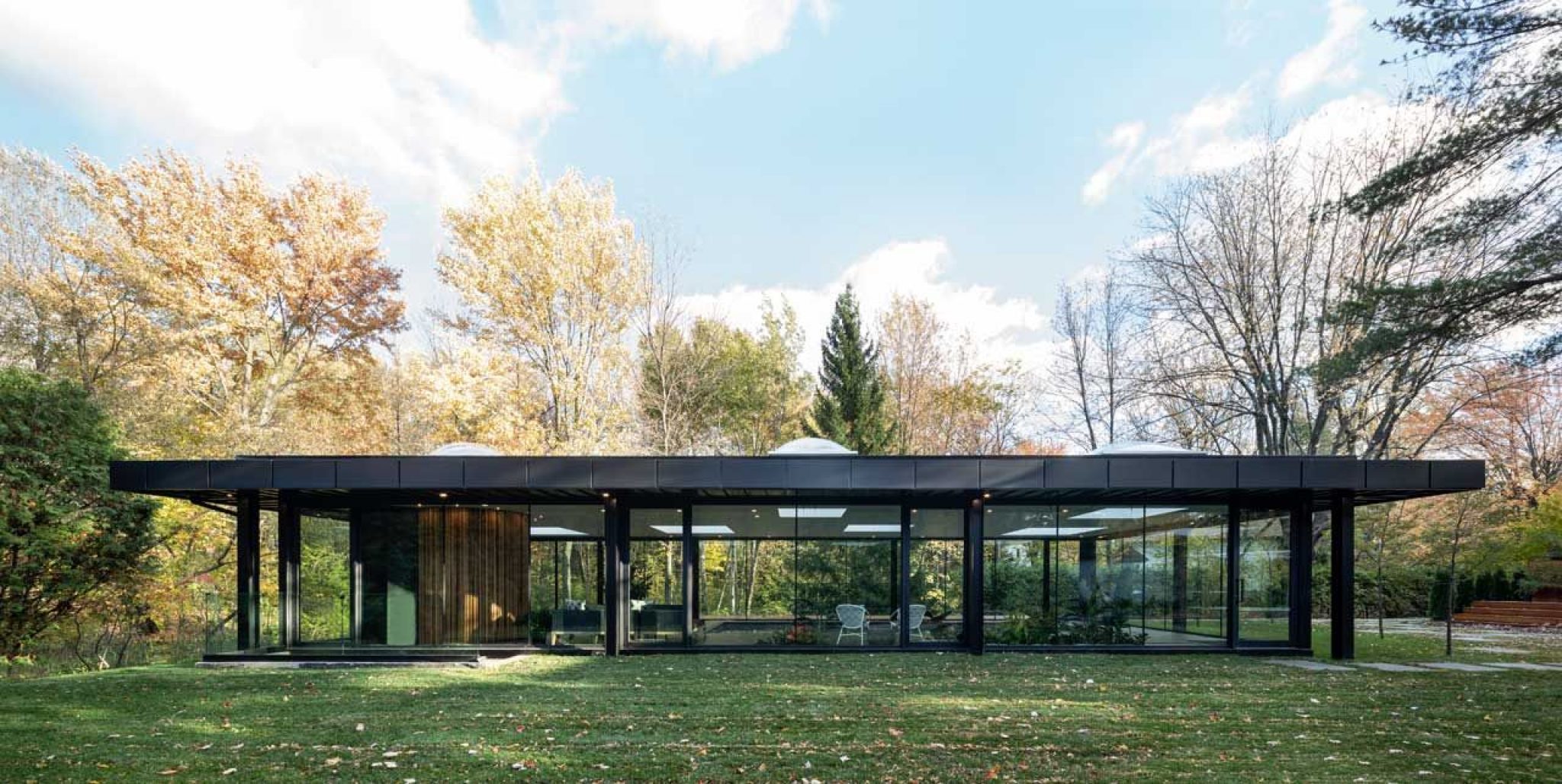 A Glass House Inspired Pavilion Houses an Indoor Swimming Pool - Arch2O.com