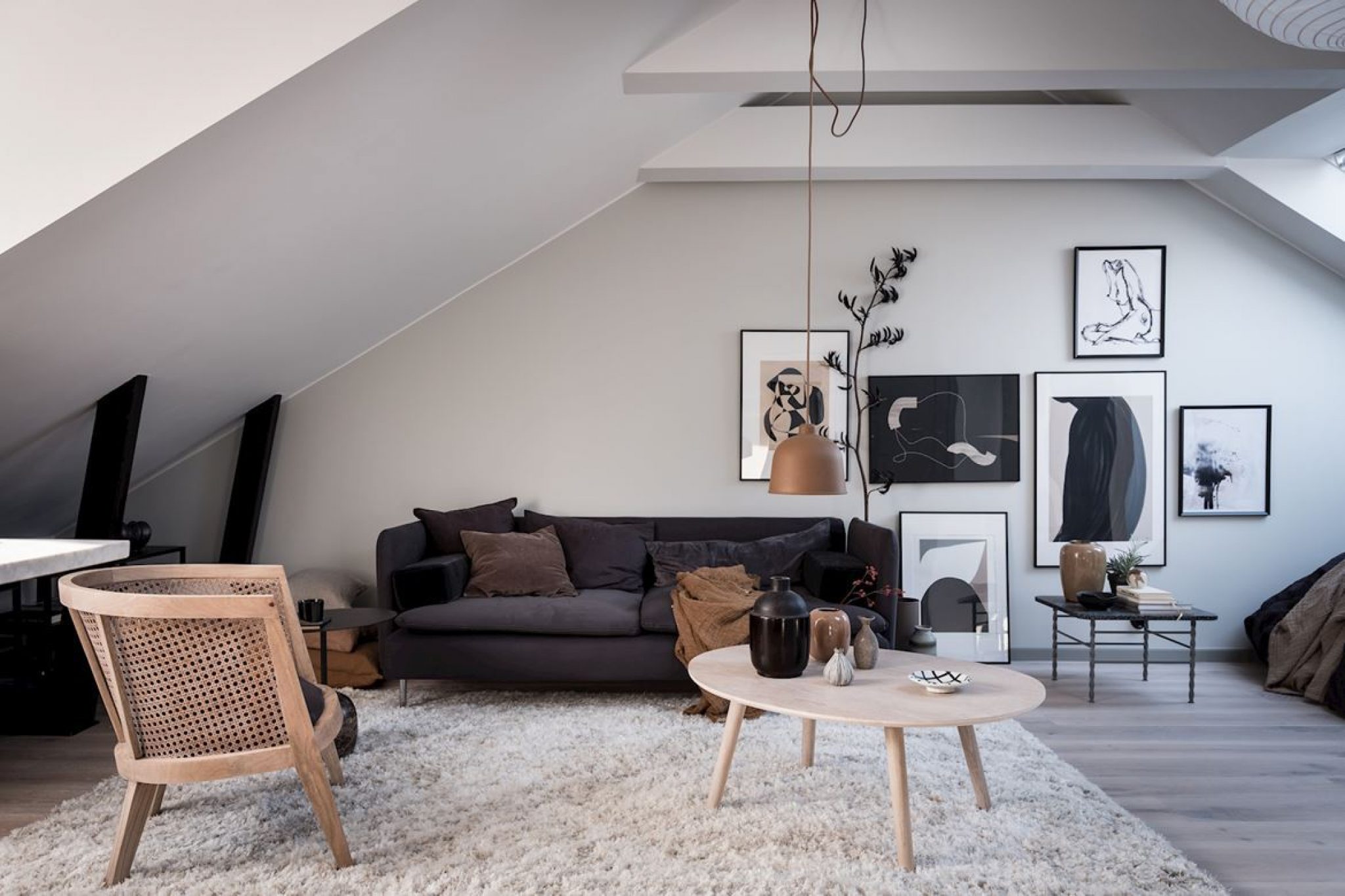 10 Awkward Living Room Layout Ideas That Will Make a Huge Difference ...