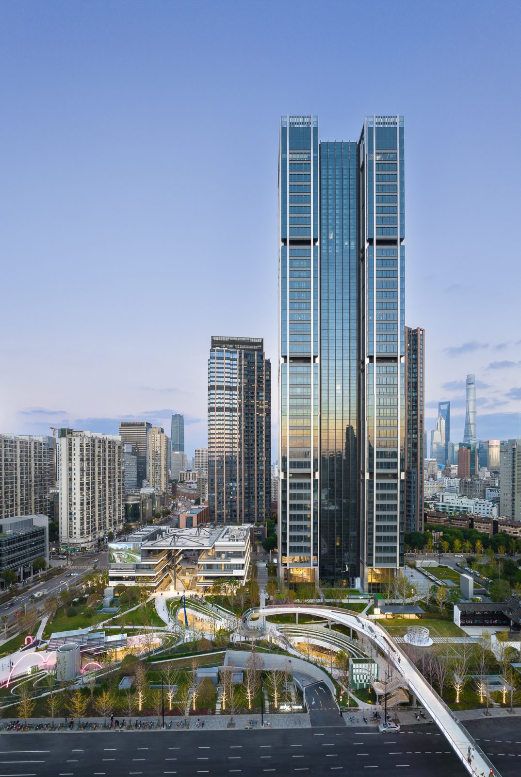 Foster + Partners Wraps up The "Suhe Center," Shanghai's First Office ...