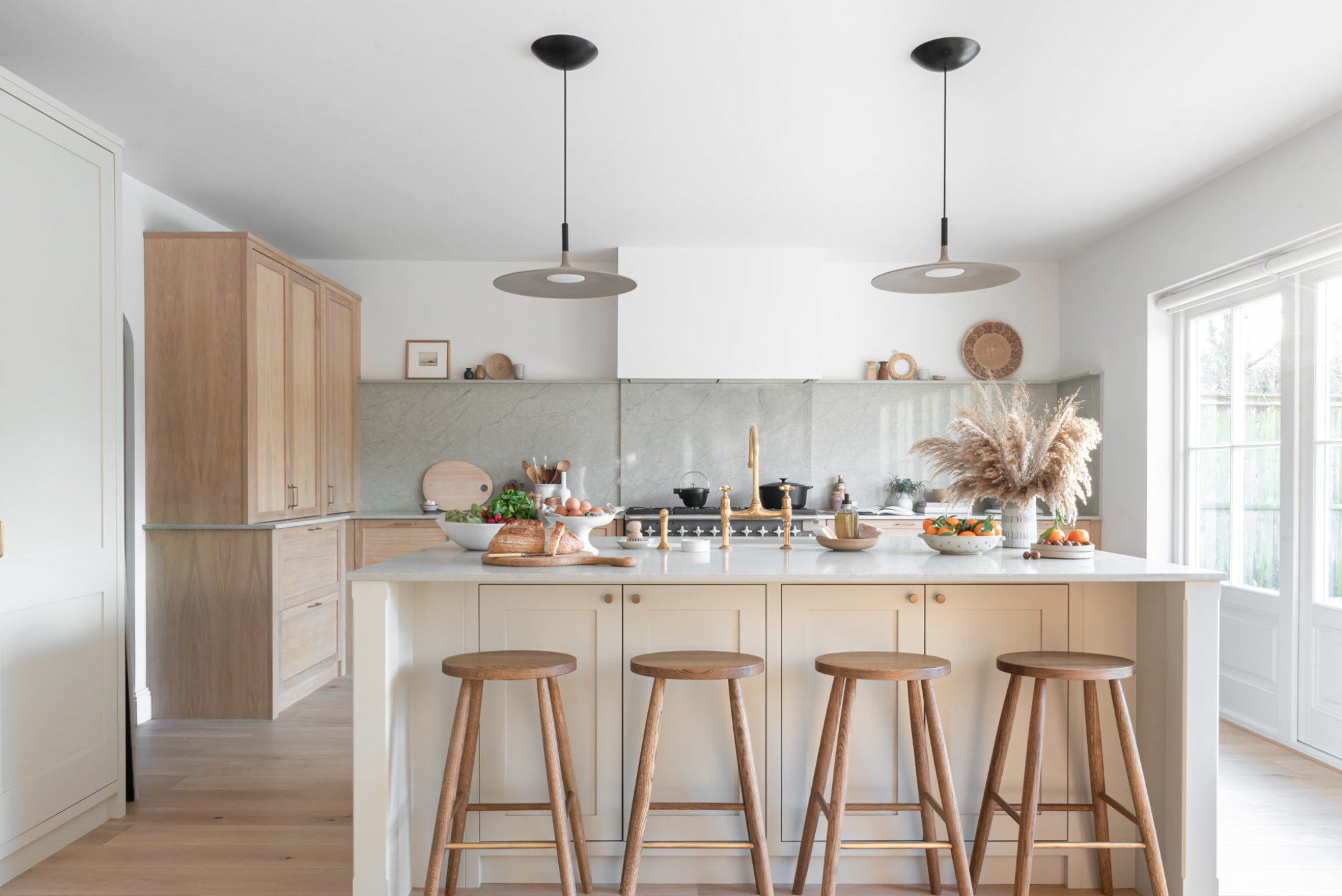 20 Elegant Minimalist Kitchen Ideas You'll Love to Embrace - Arch2O.com