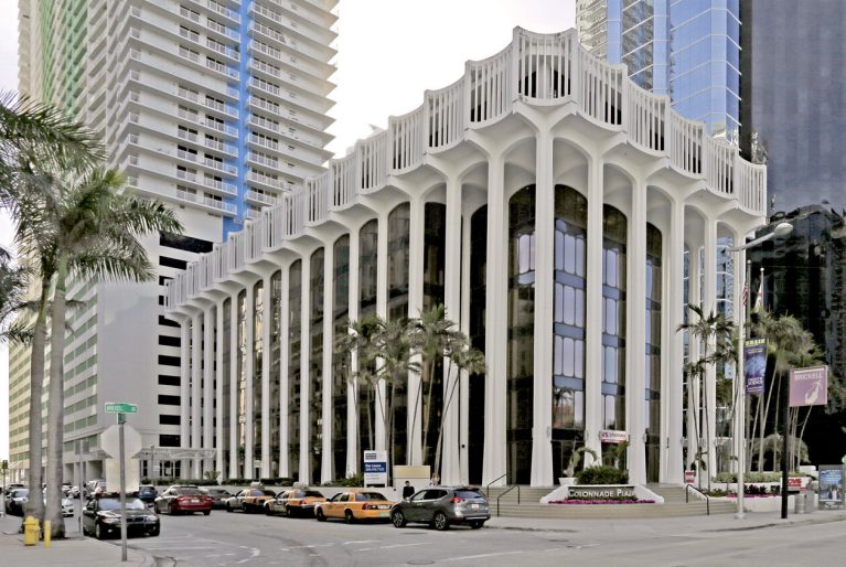 Miami Architecture Handbook: 17 Must-See Places for a Memorable ...