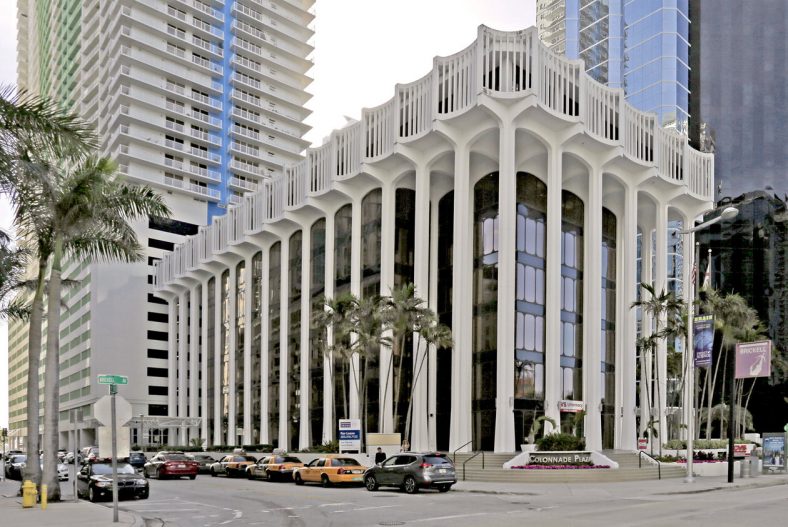 Miami Architecture Handbook: 17 Must-See Places for a Memorable ...