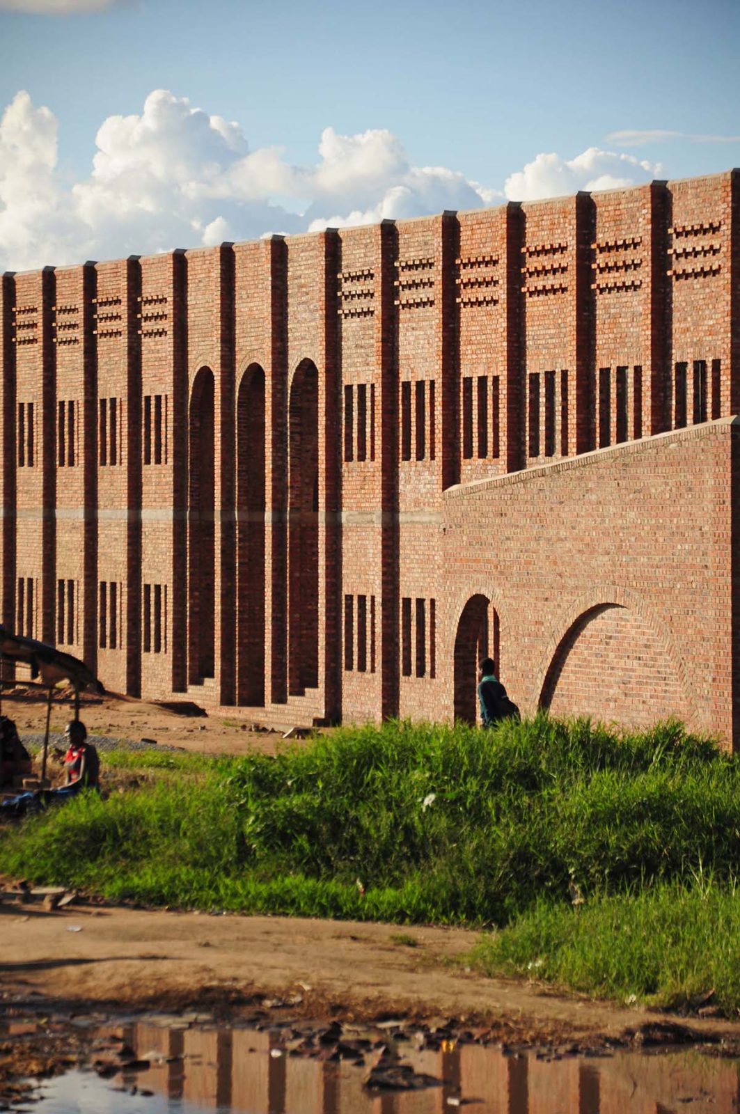 Zimbabwean Primary School Builds an Enclosed Pathway Beneath Arched ...