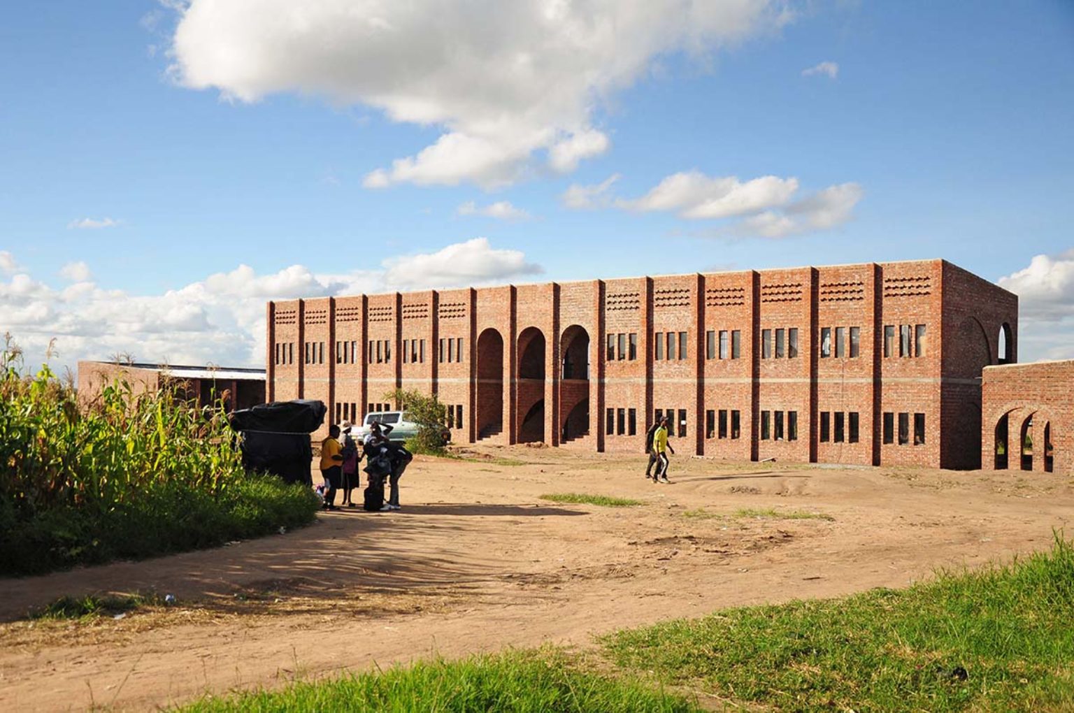 Zimbabwean Primary School Builds an Enclosed Pathway Beneath Arched ...