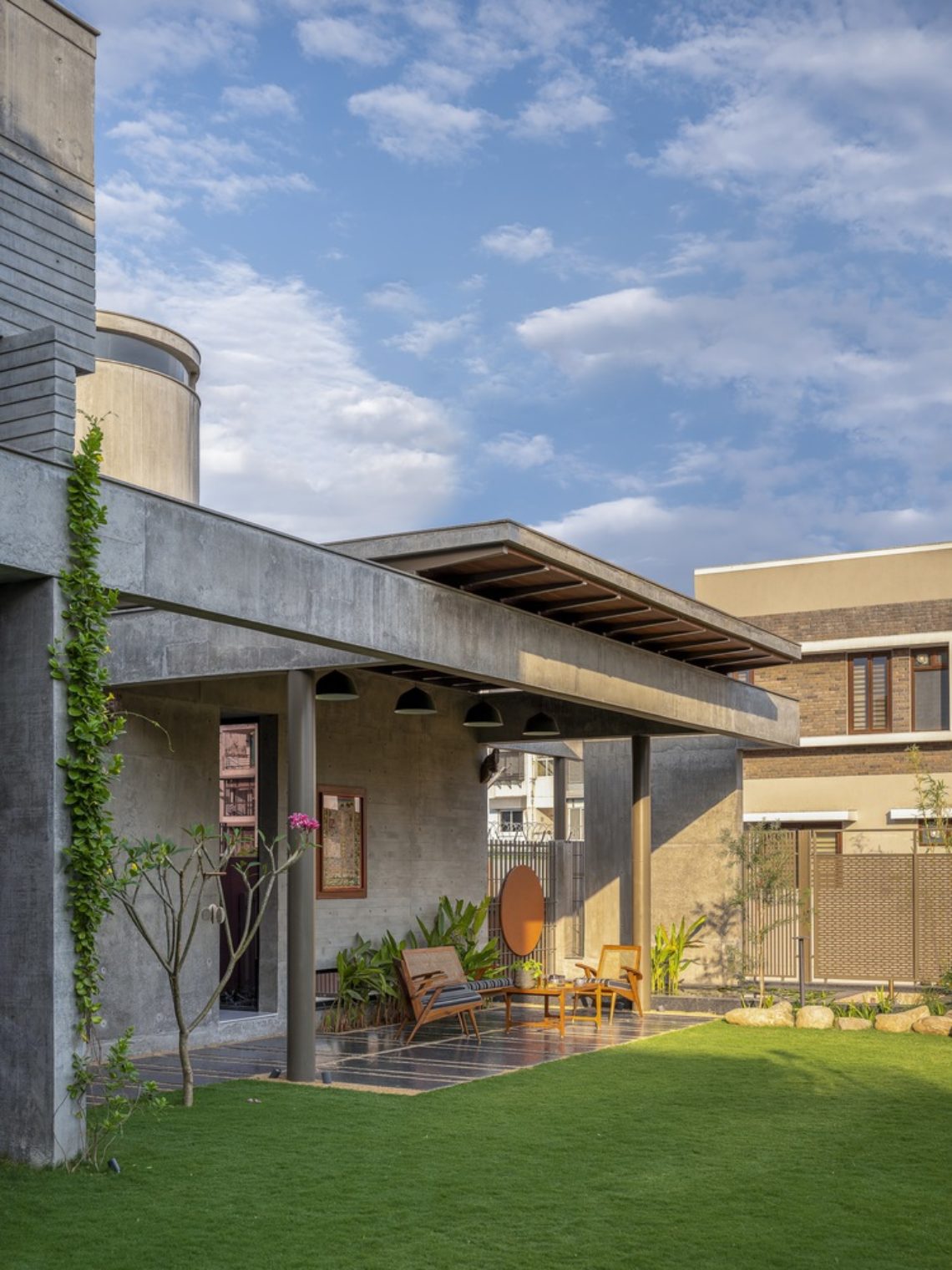 Ascending House l Rushi Shah Architects - Arch2O.com